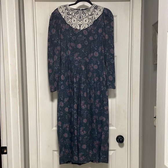 Laura Ashley | Dresses | Laura Ashley Floral Lace Collar Dress Blue And ...